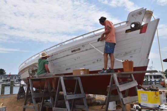 Learn the Art of Caulking from master shipwrights at the Chesapeake Bay ...